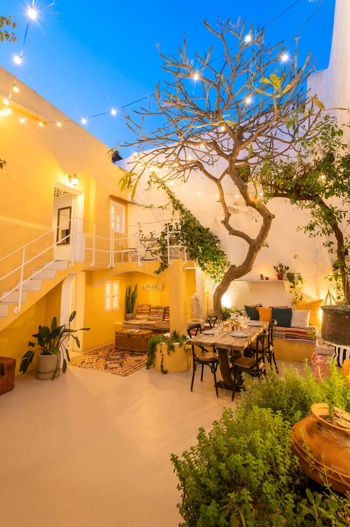 Layla Blu In The Medieval Town - Rhodes