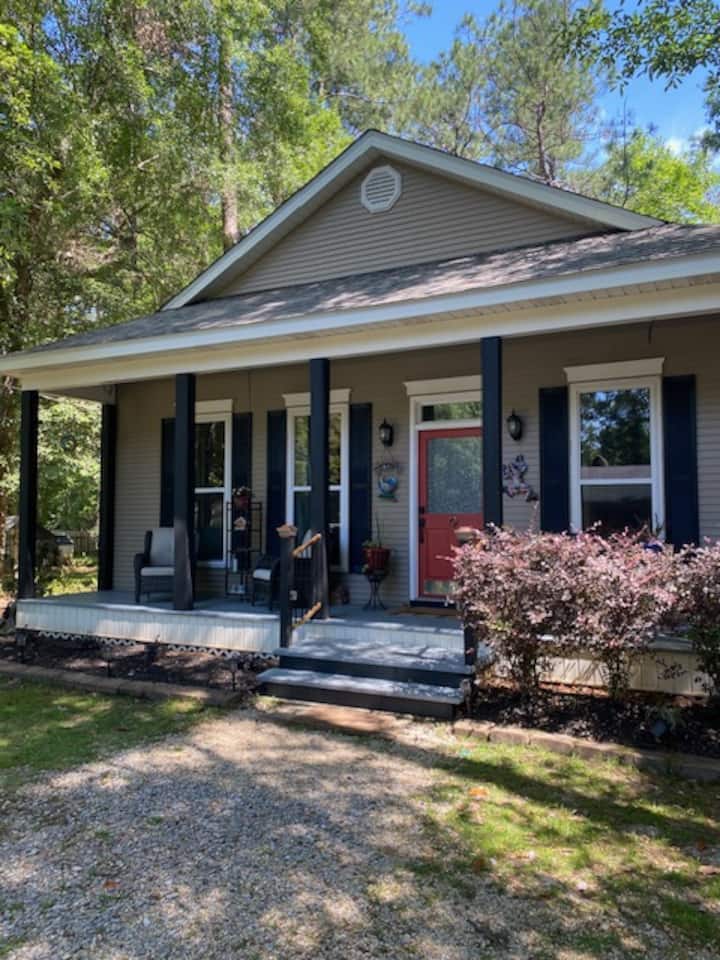 Piece Of Peace, Quiet Yet Close To Everything - Covington, LA