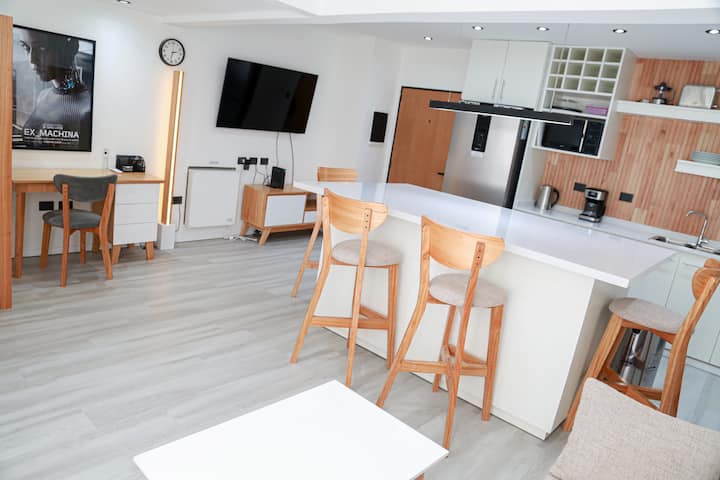 Fully Equipped Studio Lavalle - Argentina