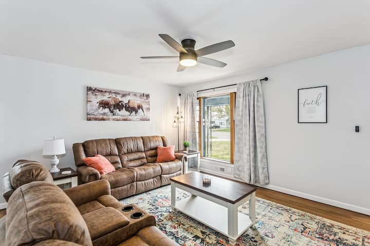 Comfortable Country Chic - Wichita, KS