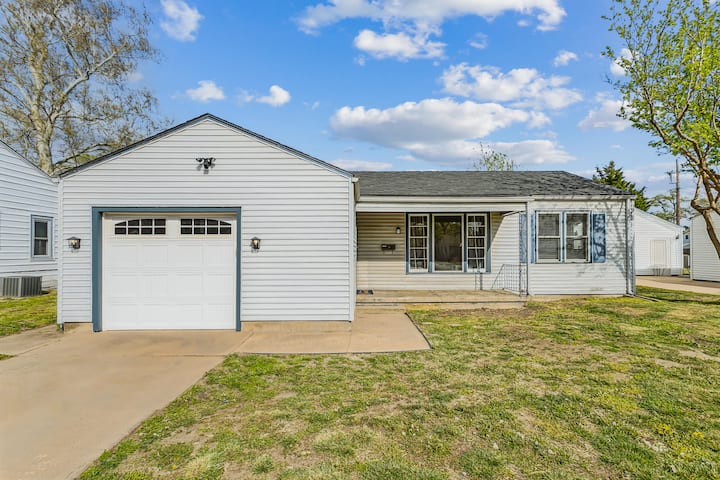 Comfortable Country Chic - Wichita, KS