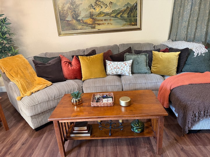 Couples Retreat 15 Min From Beach - Irvine, CA