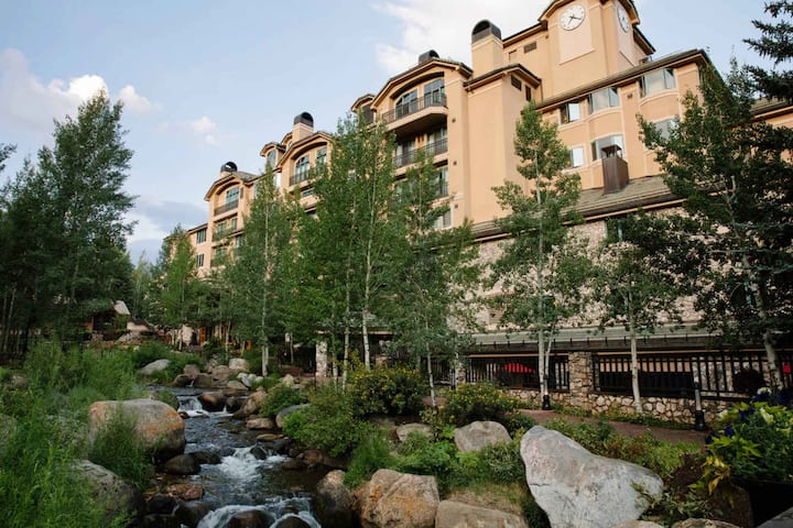 Ski-in/ski-out Beaver Creek + Restaurant & Pool - Beaver Creek, CO