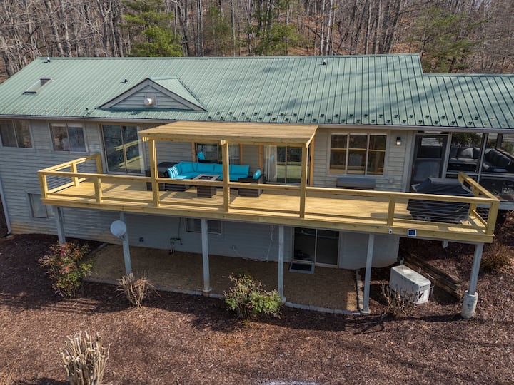 Scenic Solitude - Lake Lure, NC