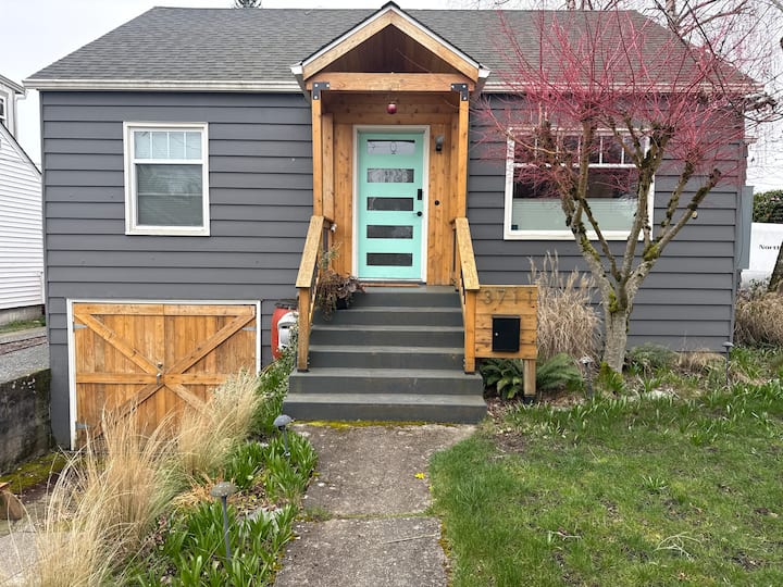 Single Family Home In West Seattle - 西塔科