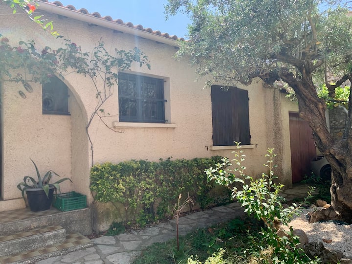 Maison Agréable Proche Du Centre Ville De Nîmes - Nîmes