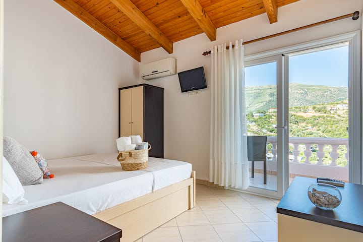 Villa Goro 4 - 2br, Pool, Parking And Kitchen - Borsh