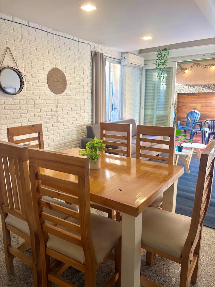 Gran Departamento, Céntrico Y Con Terraza - Mendoza