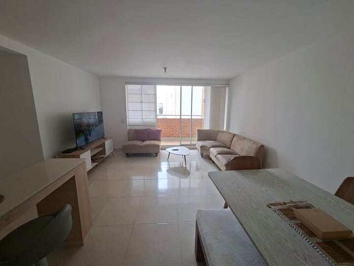 Apto Familiar 3 Hab | Parqueadero | Zona Tranquila - Ibagué