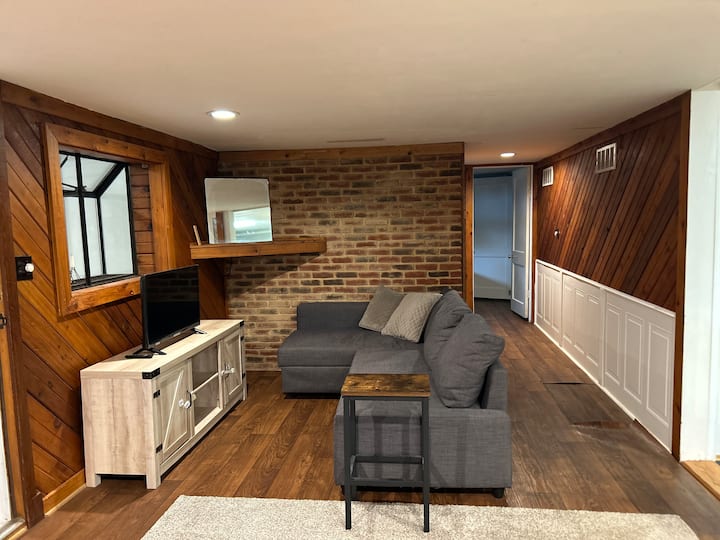 Cozy Basement Apartment - Charlottesville, VA