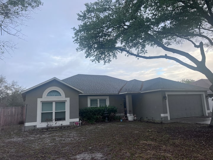 Cozy Retreat Near The Beach, And Theme Parks! - DeLand, FL