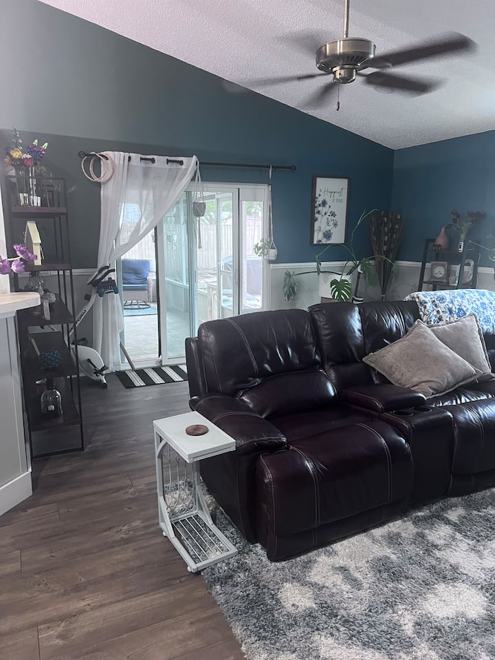 Cozy Retreat Near The Beach, And Theme Parks! - DeLand, FL