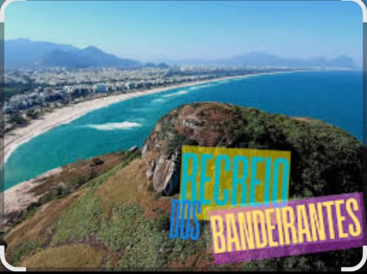 Belíssimo Flat A 2 Minutos Da Praia - Recreio dos Bandeirantes