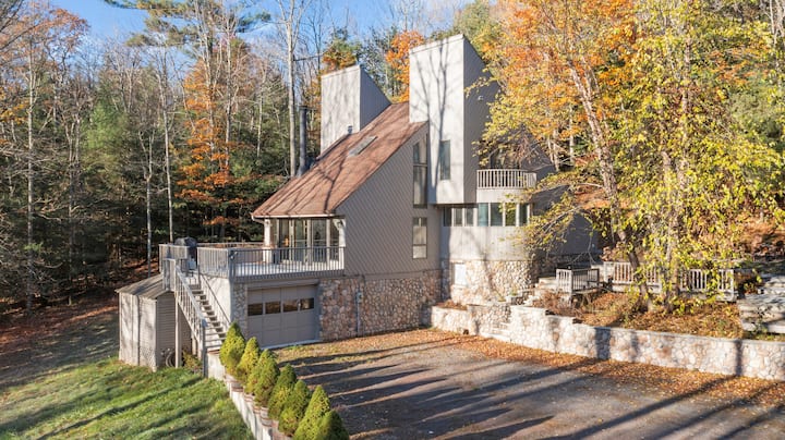 Modern Mountain Retreat - Windham, NY