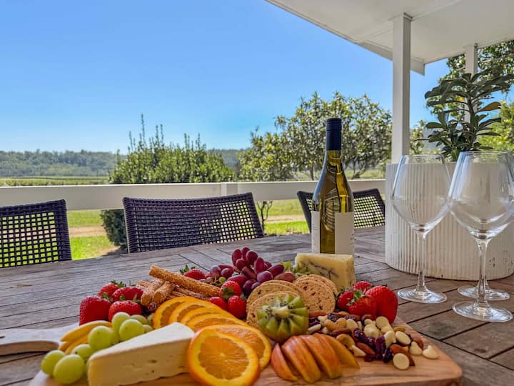 The Winegrower's Cottage - Stay Among The Vines - Broke