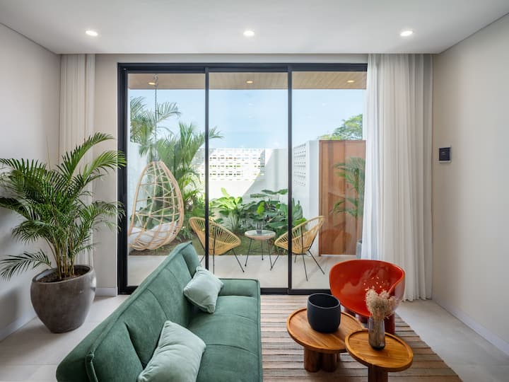 Modern Ricefield View Apartment In Seseh - Bali
