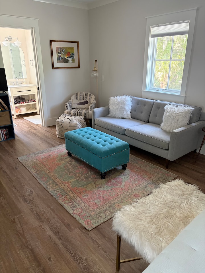 Sweet, Private Carriage House - Bluffton, SC