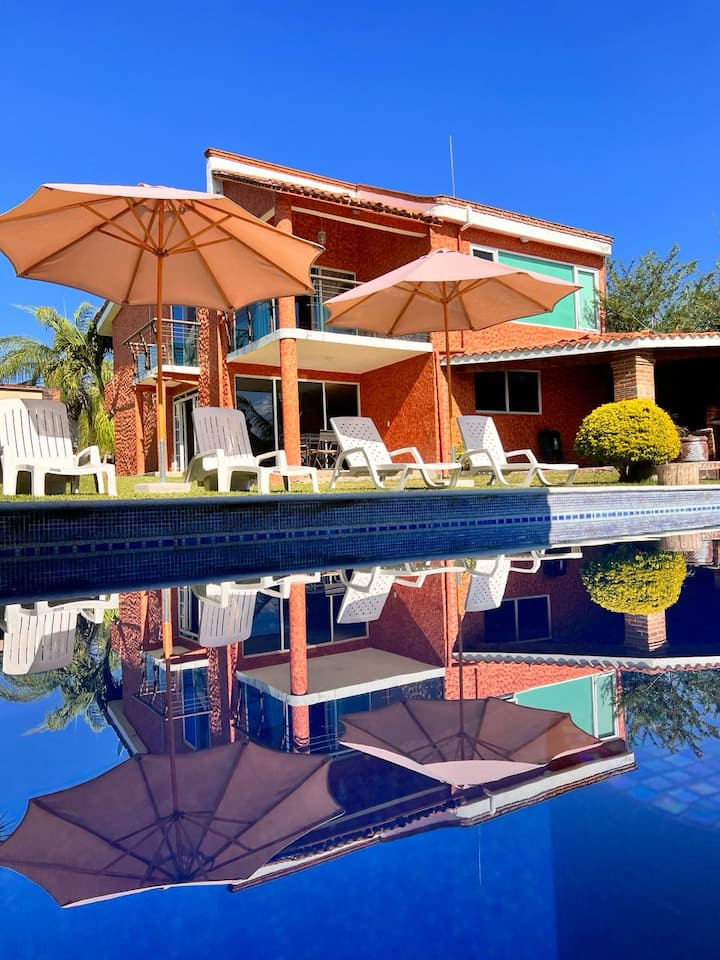 Casa Natura | Ideal Para Grupos | Jardín 500 M - Tequesquitengo