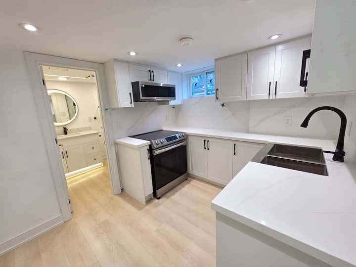 Yolo Guest House Lower Unit Richmond Hill - Ontario