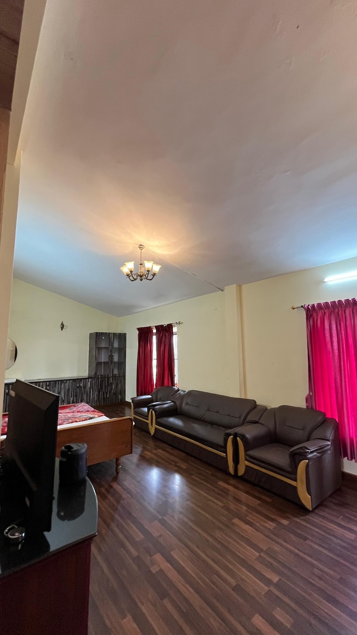 3br Family Villa Near Kodai Town | Kurinji Homes - Kodaikanal