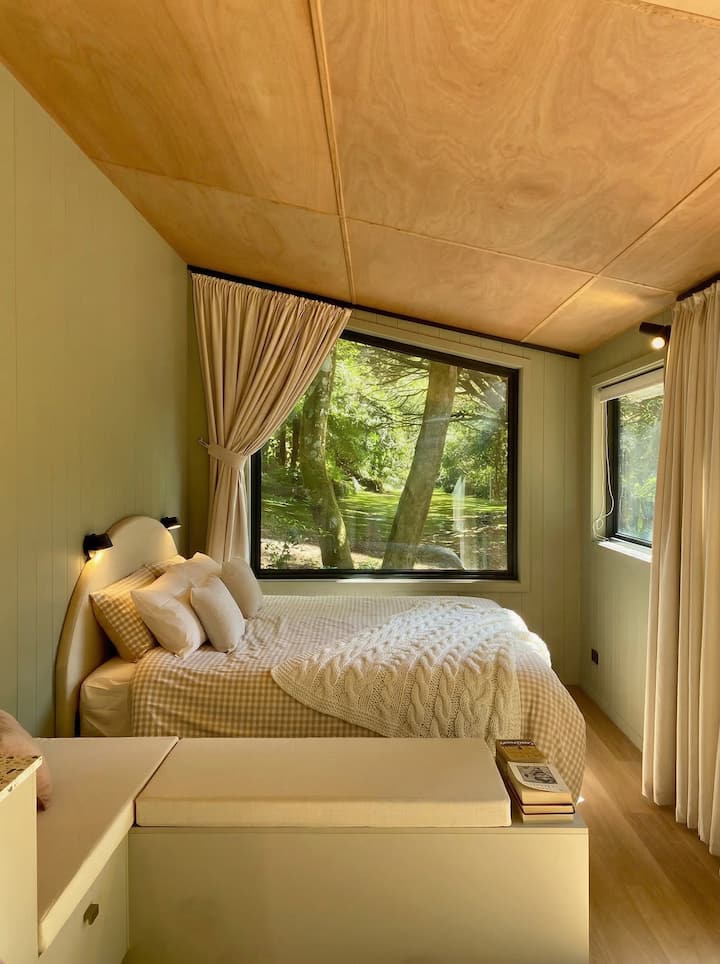 The Flower Sanctuary Tiny Home - Springbrook