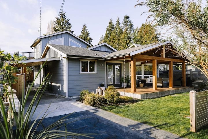 The Franklin House - Gibsons