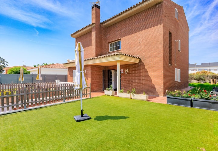 Golden Villa - Cambrils