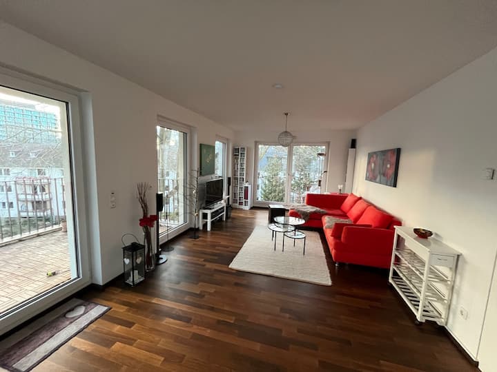 3-zim.-wohnung Mit Balkon In Ffm-sachsenhausen - Frankfurt