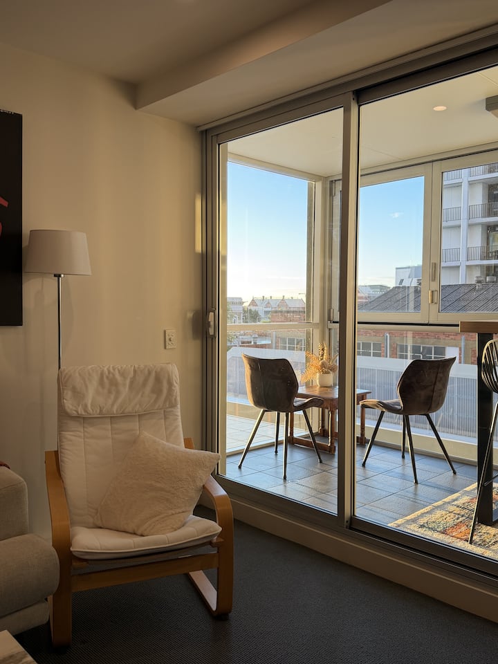 Central Adelaide Gem I Serene 2br Apartment - Adelaide