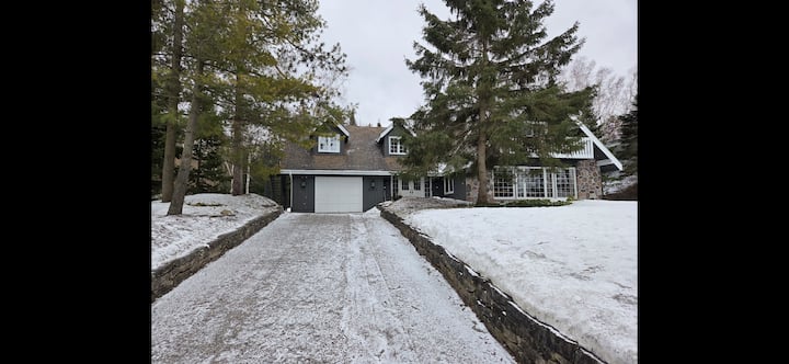 Multi Generation Family Home With Elevator - Port Elgin