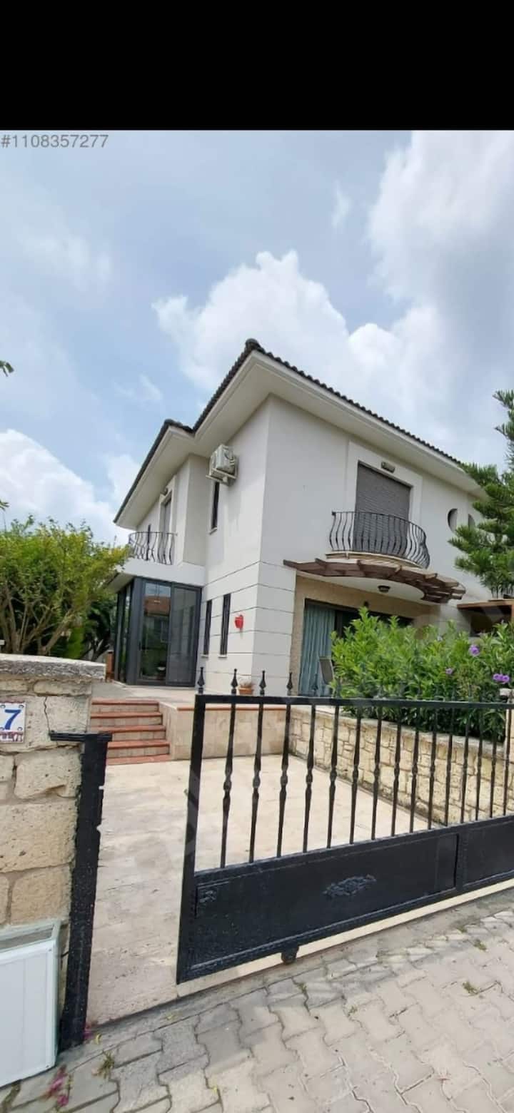 "ÖNce Eğlence Sonra Dinlence " - Alaçatı