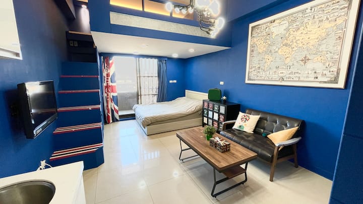 藍色英倫小屋/親子民宿 /電影院/台北車站1分鐘/京站百貨2～4人住/西門町5分鐘/直達桃園機場a1 - 시즈 구