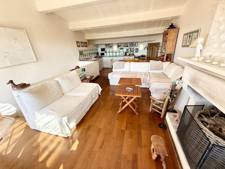 Charmante Maison D’hôtes Au Coeur Du Castellet - Le Castellet