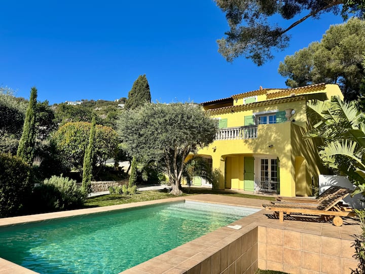 Charming Sea View Apartment With Pool | 2–4 Guests - Les Issambres