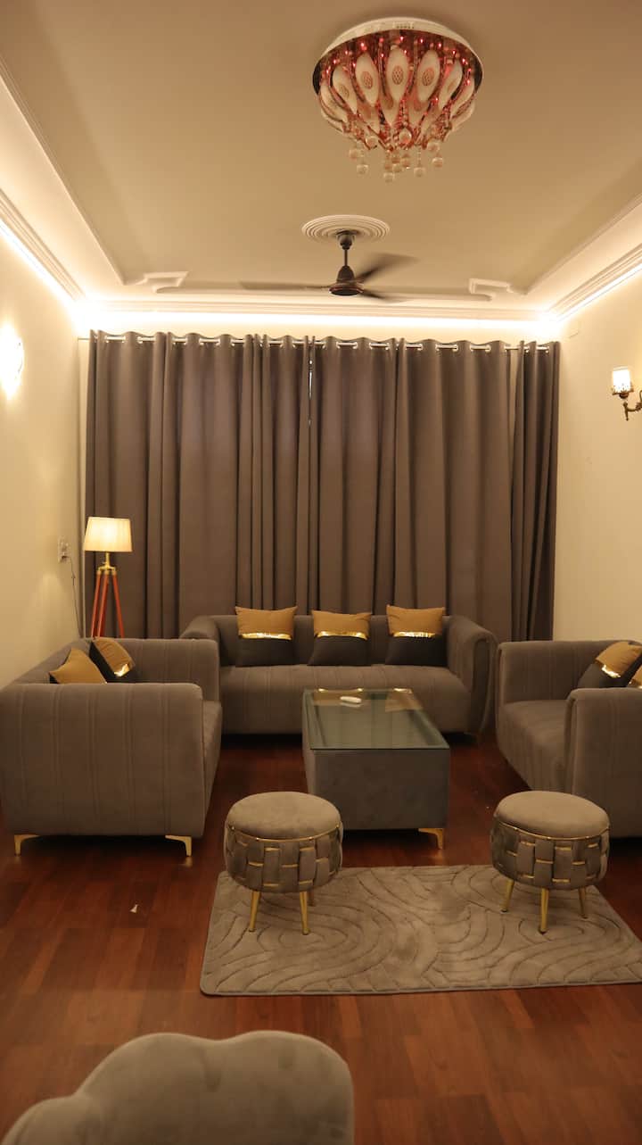 Luxury Loft - 3bhk, 7bhk, Modern, Spacious - Delhi, India