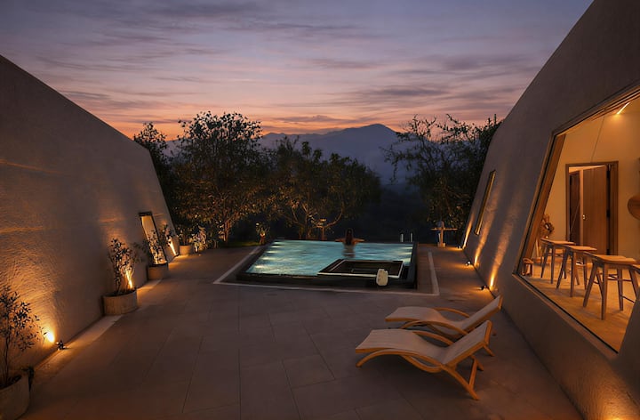 Luxury 8br Karjat Villa | Pool, Chef, Huge Lawn - Karjat