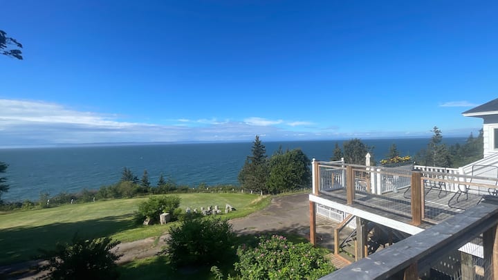 Oceanfront 2br | Peaceful & Private Escape - Kentville