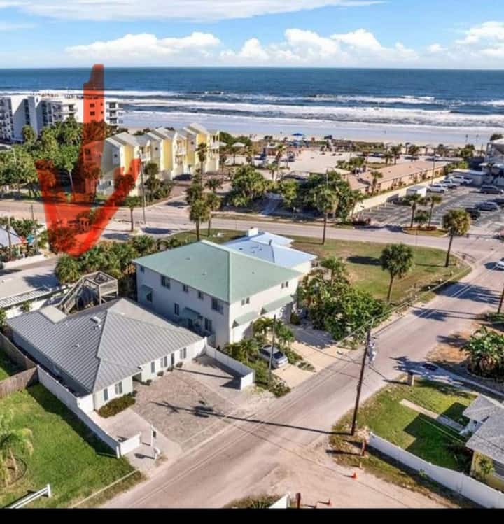 Private Pool Retreat Near New Smyrna Beach - New Smyrna Beach, FL