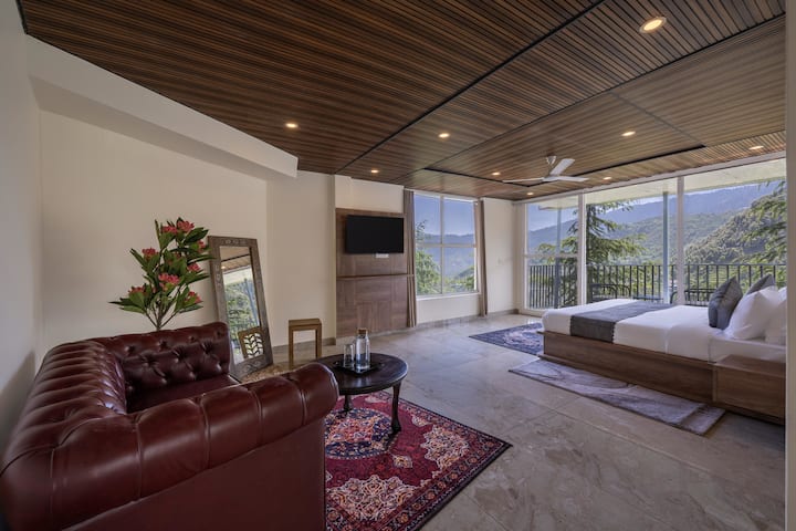 Regal Spa Stay | Valley View | Balcony | Dalhousie - Chamba