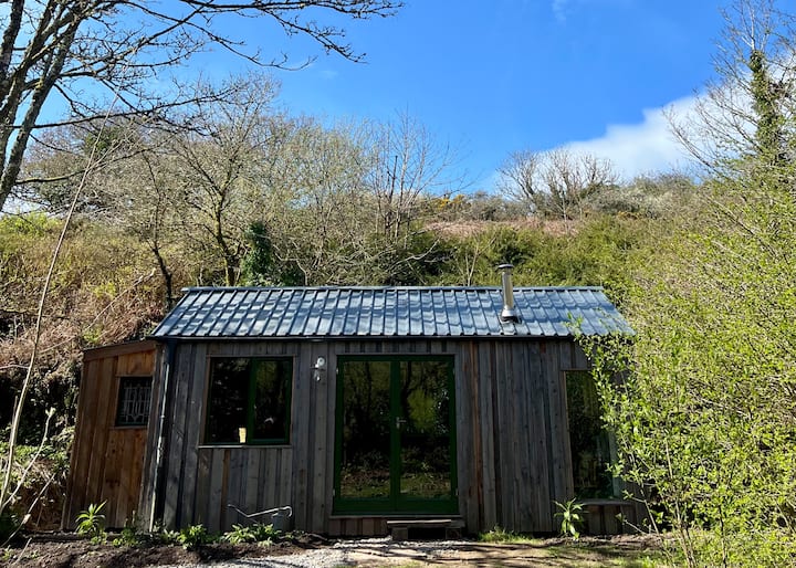 Bownder Wood - Riverside Wood Cabin Near Helford - Troon