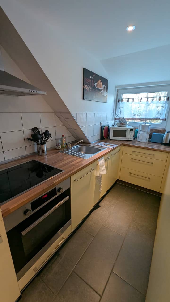 Apartment For 6 Workers - 3 Bedrooms - Neunkirchen