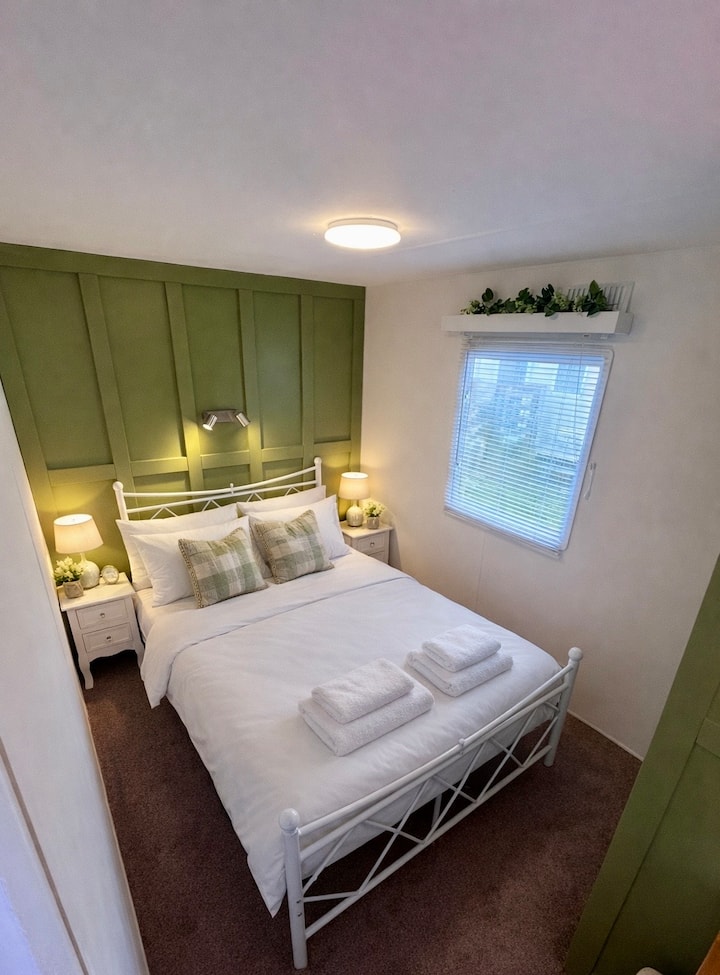 Cosy Coastal Caravan Near Eden Project And Beaches - St Austell