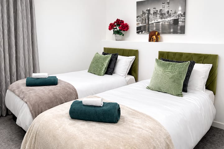 Wombwell Terrace | Perfect Family Or Group Getaway - Barnsley