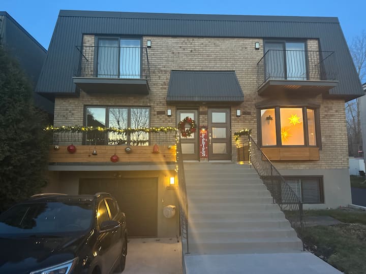 Apparemment Complet Avec 2 Chambres - Longueuil