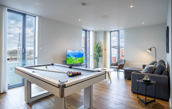 Manchester City Centre Apartment, Pool Table - Manchester