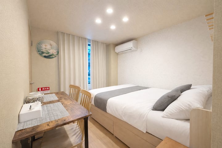 难波附近｜花园町站步行6分钟｜日式1室1厅｜洗衣烘干机。欢迎长租有优惠 - Osaka