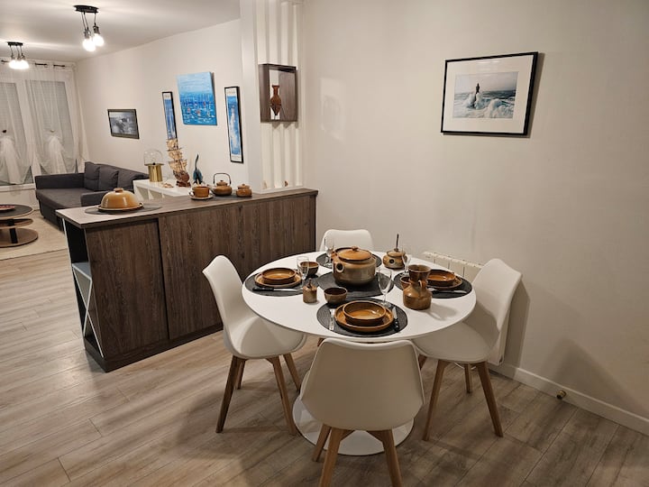 Dans Une Petite Résidence Sécurisée - Dinan