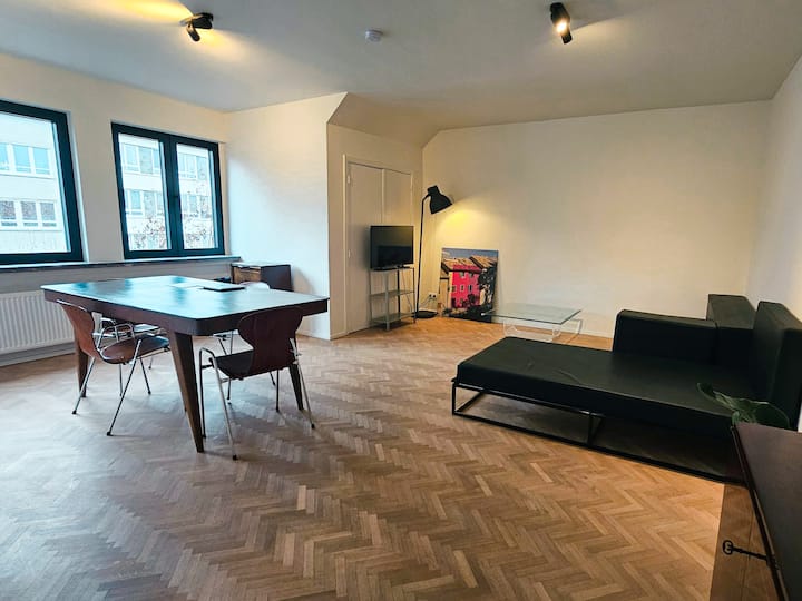 Sunny Penthouse Near Ghent Station - Gand