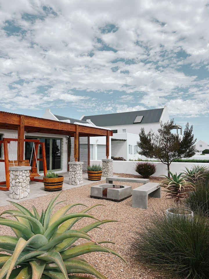 Arc On Perlemoen - Saint Helena Bay