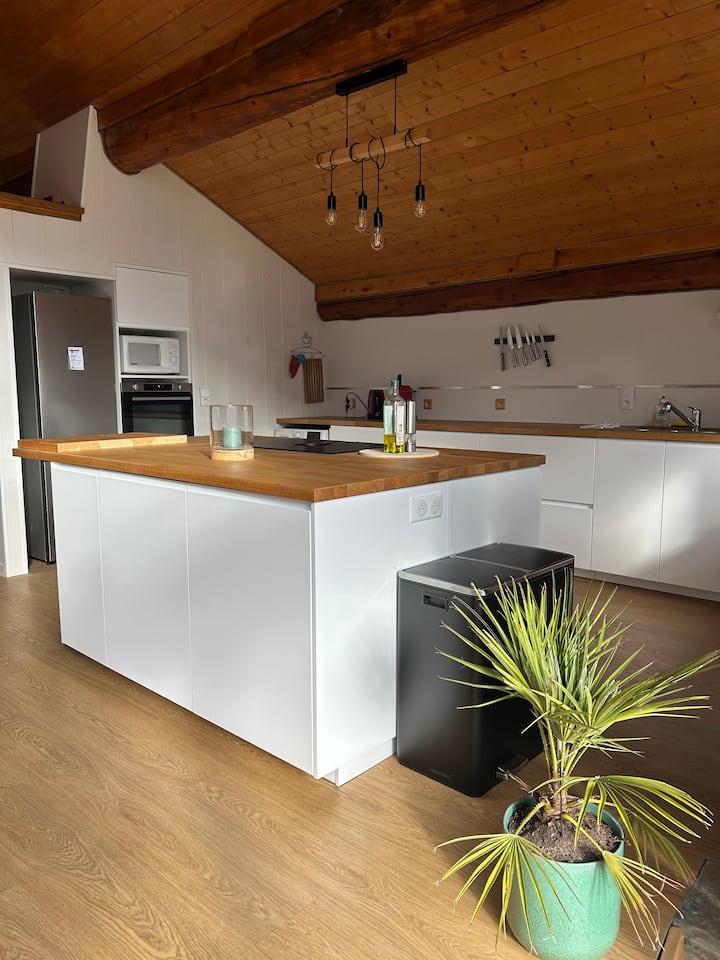 Chalet En Pleine Nature Au-dessus Du Village - Séez